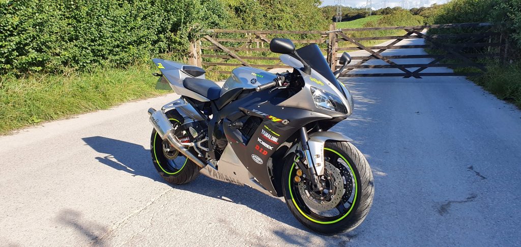 Used Bike Review: 2002 - 2003 Yamaha R1 Review | Ultimate budget superbike?