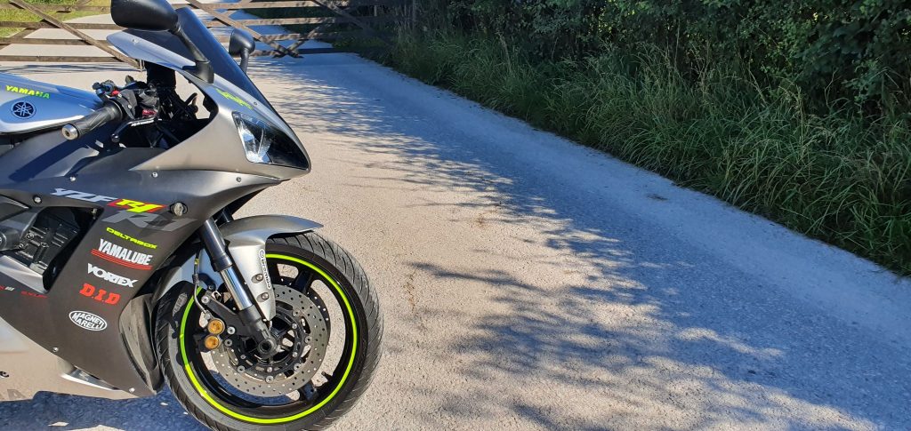 Used Bike Review: 2002 - 2003 Yamaha R1 Review | Ultimate budget superbike?