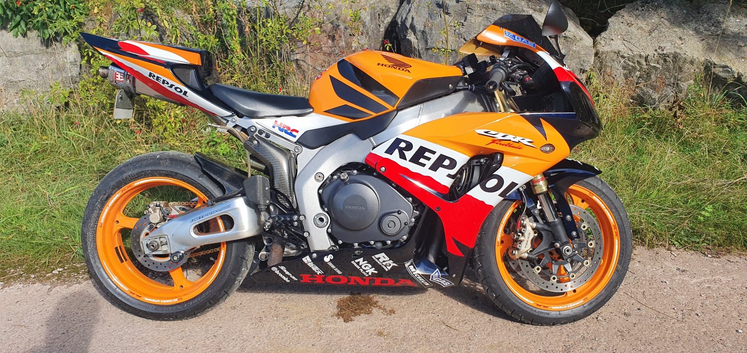 2007 Honda Fireblade Review - The Ultimate All-rounder